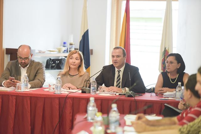 El Alcalde preside la Junta del Distrito Vegueta-Cono Sur-Tafira con la ...