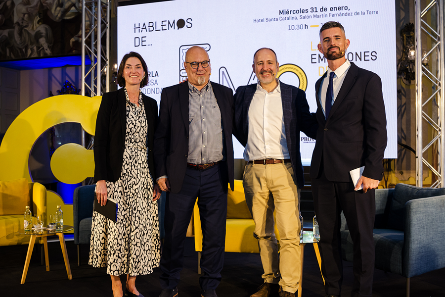 David Lois, experto en psicología social, asegura que el uso habitual ...